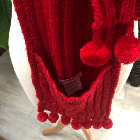 Bath & Body Works | Accessories | Bath Body Red Knit Scarf | Poshmark